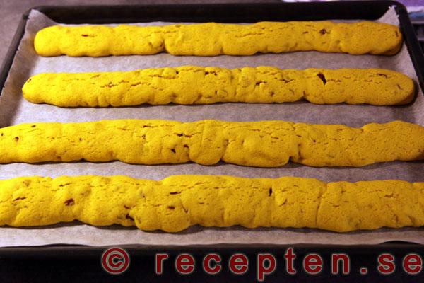 Saffransbiscotti - Recept