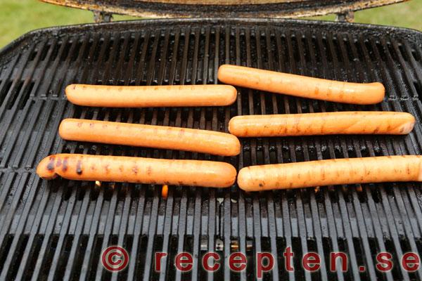 Korv med bröd - Recept - Recepten.se